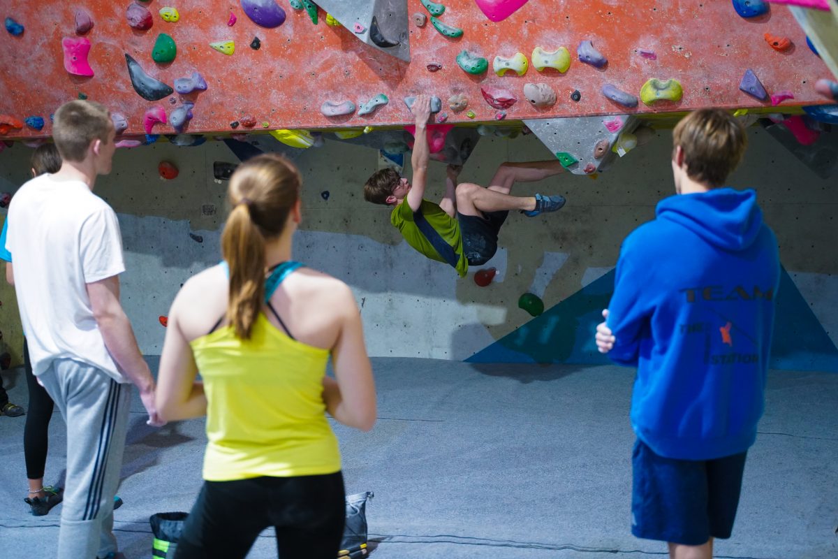 The Climbing Academy for 12 to 17 year olds - The Climbing Station
